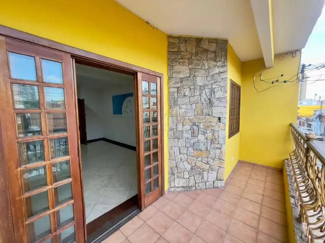 Casa / Sobrado para Venda em Barueri/SP Jardim dos Camargos 3 Quartos
