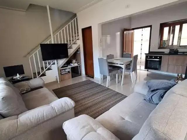 Casa / Sobrado para Venda em Barueri/SP Jardim Tupanci 2 Quartos