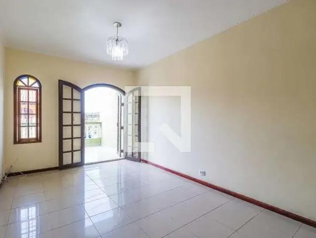 Casa / Sobrado para Venda em Barueri/SP Parque dos Camargos 3 Quartos