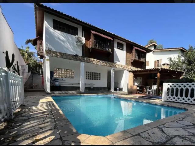 Casa / Sobrado para Venda em Barueri/SP Parque Viana 4 Quartos