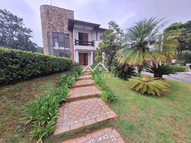 Casa / Sobrado para Venda em Barueri/SP Residencial Morada das Estrelas Aldeia da Serra 4 Quartos