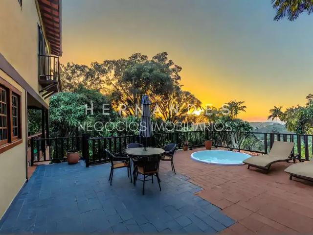 Casa / Sobrado para Venda em Barueri/SP Residencial Morada dos Lagos 5 Quartos