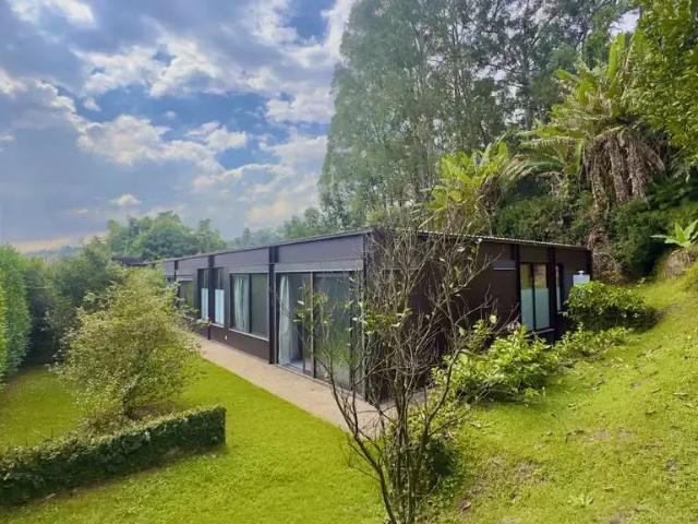Casa / Sobrado para Venda em Barueri/SP Residencial Tamboré 4 Quartos