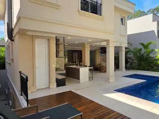 Casa / Sobrado para Venda em Barueri/SP Tamboré 4 Quartos