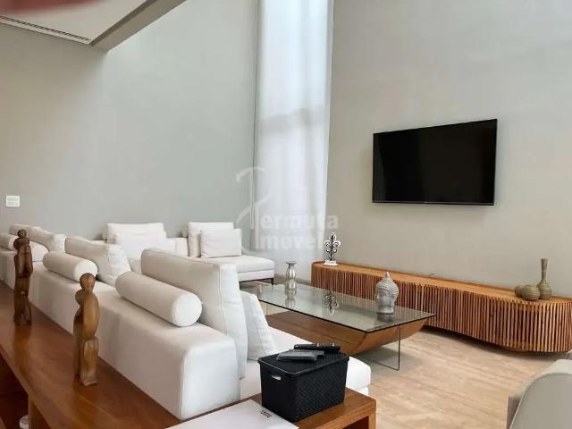 Casa / Sobrado para Venda em Barueri/SP Tamboré 4 Quartos