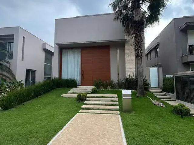 Casa / Sobrado para Venda em Barueri/SP Tamboré 4 Quartos