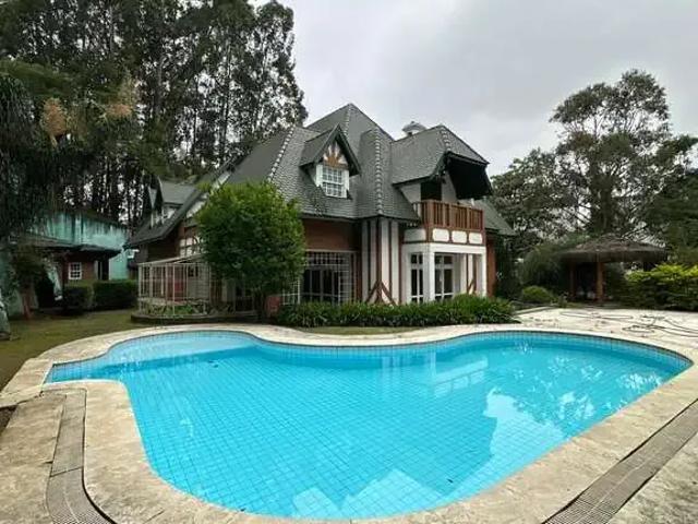 Casa / Sobrado para Venda em Barueri/SP Tamboré 5 Quartos