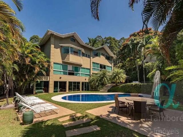 Casa / Sobrado para Venda em Barueri/SP Tamboré 5 Quartos