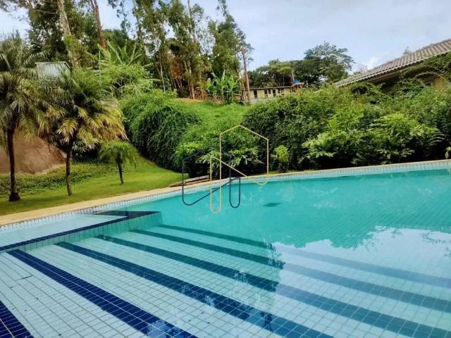 Casa / Sobrado para Venda em Barueri/SP Tamboré 3 Quartos
