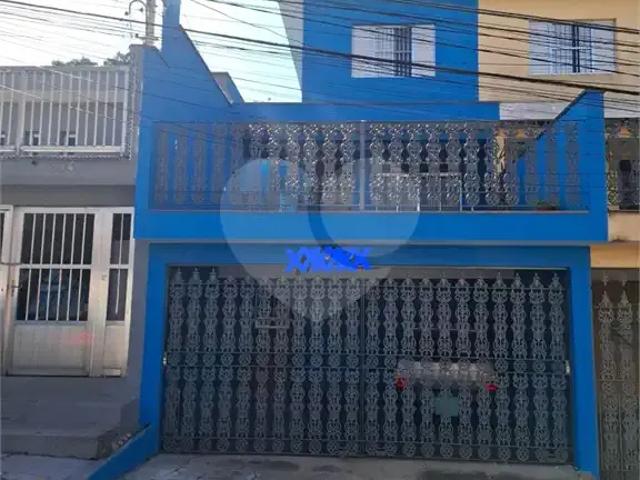 Casa / Sobrado para Venda em Barueri/SP Tamboré 3 Quartos