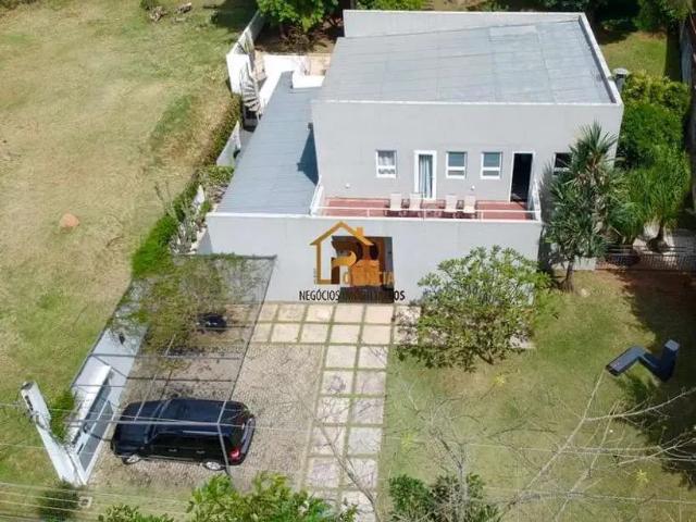 Casa / Sobrado para Venda em Barueri/SP Tamboré 3 Quartos