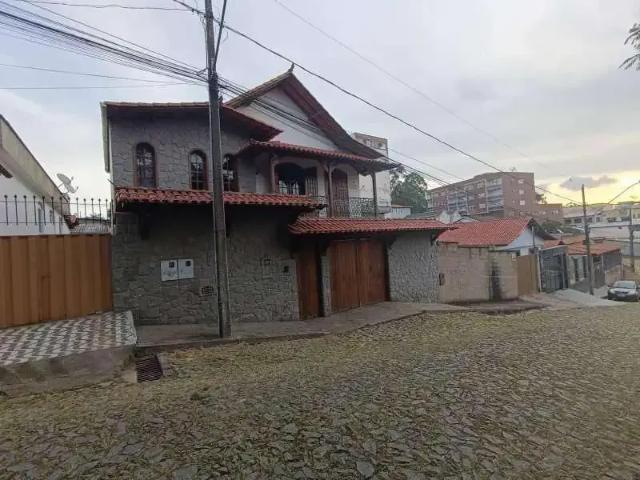 Casa / Sobrado para Venda em Barbacena/MG Boa Vista 3 Quartos