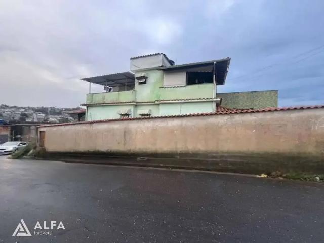 Casa / Sobrado para Venda em Barbacena/MG Nova Cidade 5 Quartos