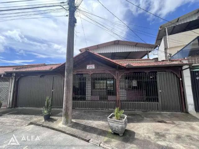 Casa / Sobrado para Venda em Barbacena/MG Santa Efigênia 3 Quartos