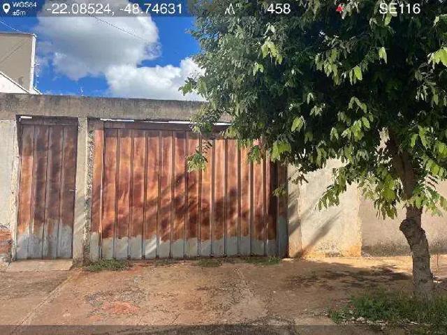 Casa / Sobrado para Venda em Bariri/SP Jardim Brasil 500 2 Quartos
