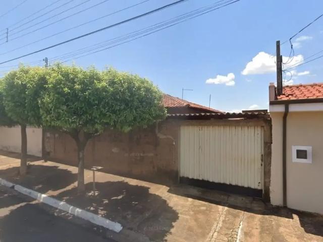 Casa / Sobrado para Venda em Bariri/SP Jardim Santa Rosa