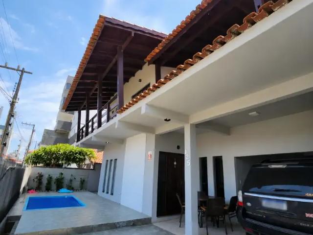 Casa / Sobrado para Venda em Barra Velha/SC Centro 4 Quartos