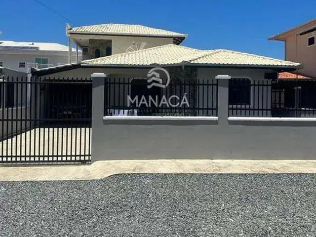 Casa / Sobrado para Venda em Barra Velha/SC Centro 4 Quartos