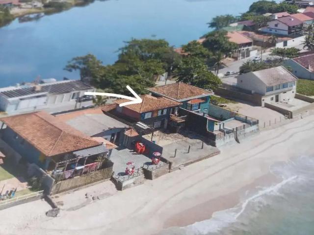 Casa / Sobrado para Venda em Barra Velha/SC Centro 5 Quartos