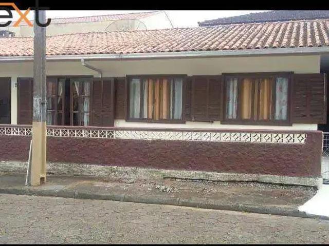 Casa / Sobrado para Venda em Barra Velha/SC Centro 3 Quartos