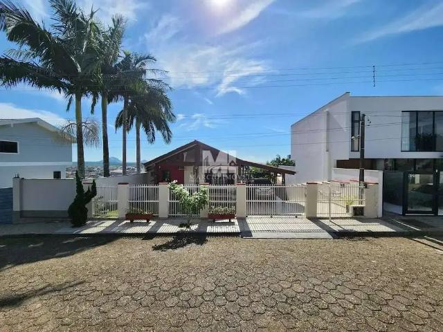 Casa / Sobrado para Venda em Barra Velha/SC Centro 3 Quartos