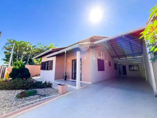 Casa / Sobrado para Venda em Barra Velha/SC Centro 3 Quartos