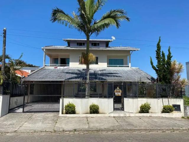 Casa / Sobrado para Venda em Barra Velha/SC Itajubá 3 Quartos