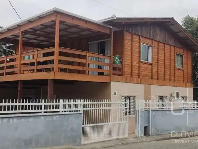 Casa / Sobrado para Venda em Barra Velha/SC Itajubá 5 Quartos