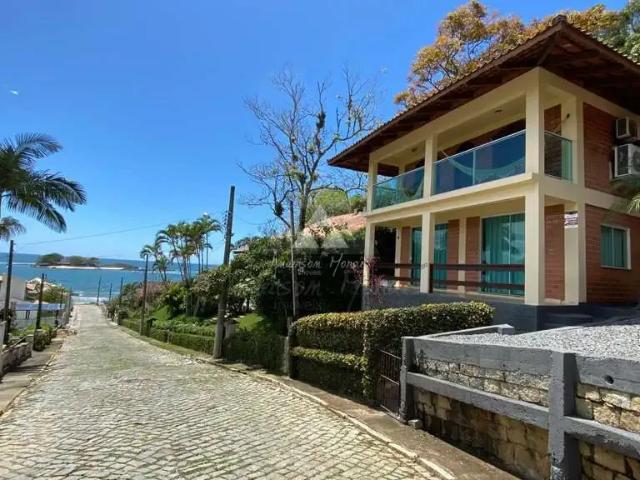 Casa / Sobrado para Venda em Barra Velha/SC Itajubá 5 Quartos