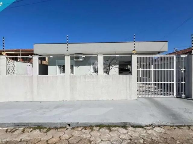 Casa / Sobrado para Venda em Barra Velha/SC Tabuleiro 4 Quartos