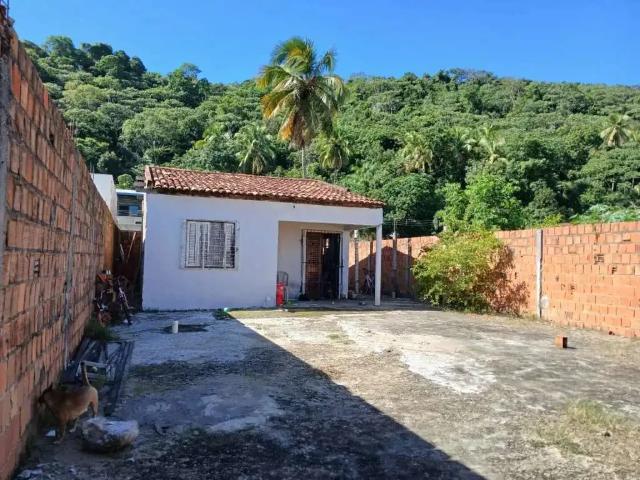 Casa / Sobrado para Venda em Barra de São Miguel/AL Centro 3 Quartos