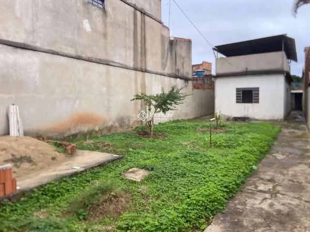 Casa / Sobrado para Venda em Barra do Piraí/RJ Califórnia 1 Quartos