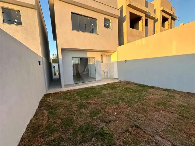 Casa / Sobrado para Venda em Barra do Piraí/RJ Fátima 2 Quartos