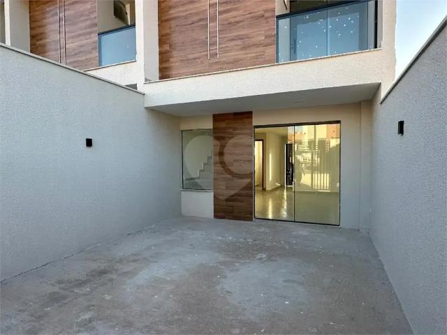 Casa / Sobrado para Venda em Barra do Piraí/RJ Fátima 2 Quartos
