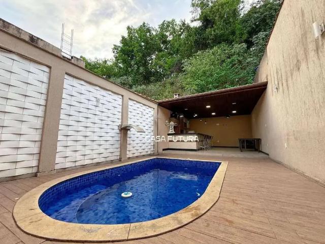 Casa / Sobrado para Venda em Barra do Piraí/RJ Fátima 3 Quartos