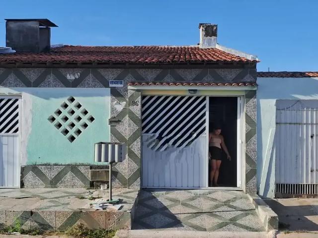 Casa / Sobrado para Venda em Barra dos Coqueiros/SE Conjunto Prisco Viana 4 Quartos