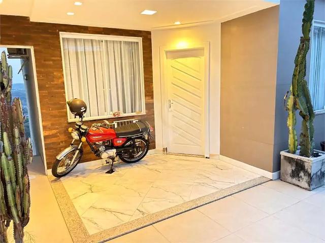 Casa / Sobrado para Venda em Barra Mansa/RJ Ano Bom 3 Quartos