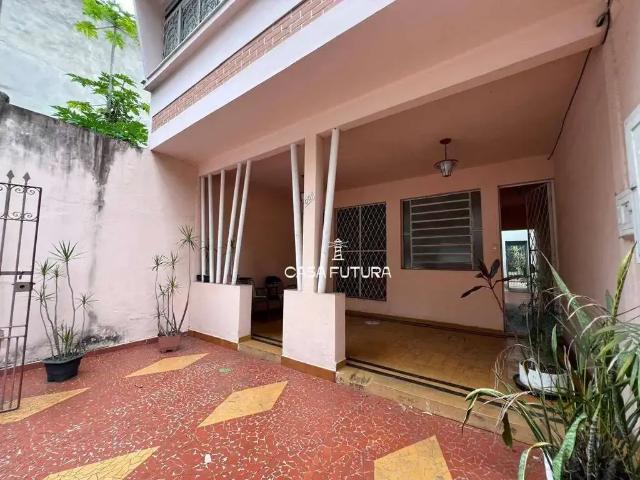Casa / Sobrado para Venda em Barra Mansa/RJ Centro 5 Quartos
