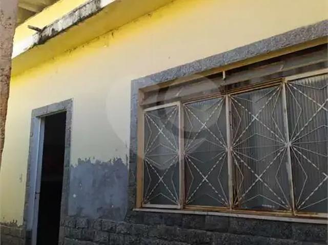 Casa / Sobrado para Venda em Barra Mansa/RJ Centro 3 Quartos