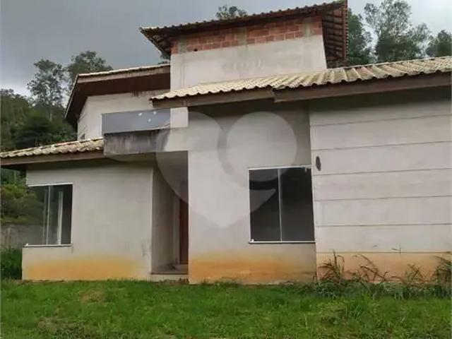 Casa / Sobrado para Venda em Barra Mansa/RJ Colônia Santo Antônio 3 Quartos