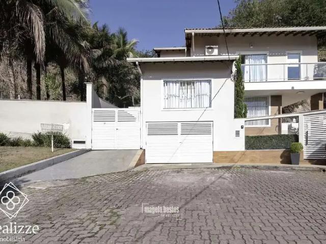 Casa / Sobrado para Venda em Barra Mansa/RJ Verbo Divino 3 Quartos