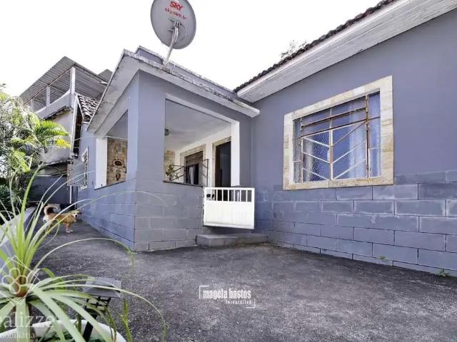 Casa / Sobrado para Venda em Barra Mansa/RJ Vila Orlandelia 3 Quartos