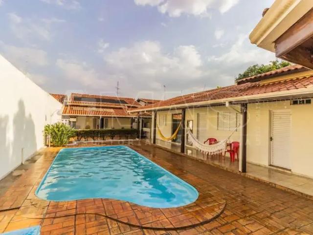 Casa / Sobrado para Venda em Barretos/SP Nova Esplanada 5 Quartos