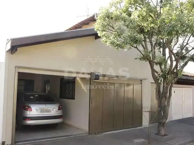 Casa / Sobrado para Venda em Barretos/SP América 3 Quartos
