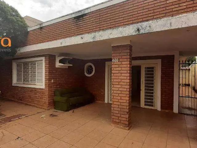 Casa / Sobrado para Venda em Barretos/SP Celina 3 Quartos