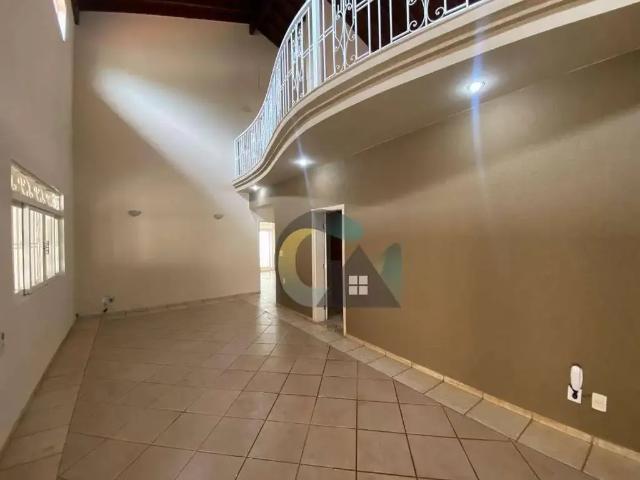 Casa / Sobrado para Venda em Barretos/SP Centro 4 Quartos