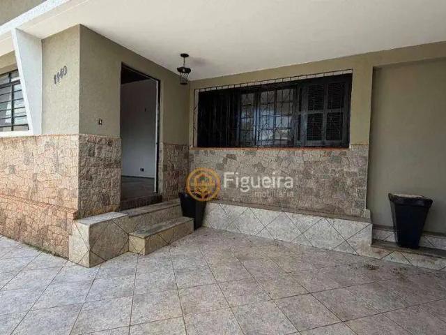 Casa / Sobrado para Venda em Barretos/SP Centro 4 Quartos