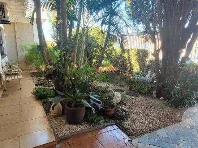 Casa / Sobrado para Venda em Barretos/SP Centro 4 Quartos