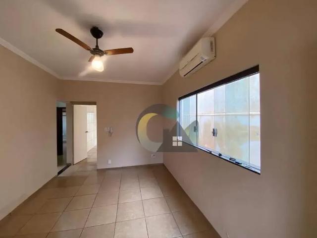 Casa / Sobrado para Venda em Barretos/SP Centro 3 Quartos