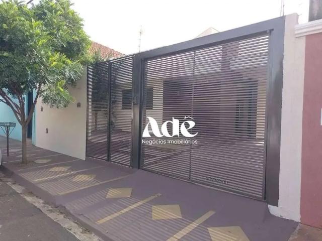 Casa / Sobrado para Venda em Barretos/SP Centro 3 Quartos
